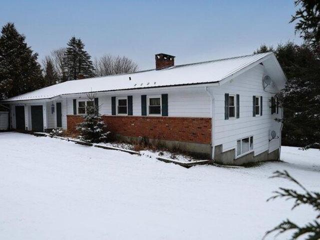 house with 4 bedroom, Lyndon VT DS102254764