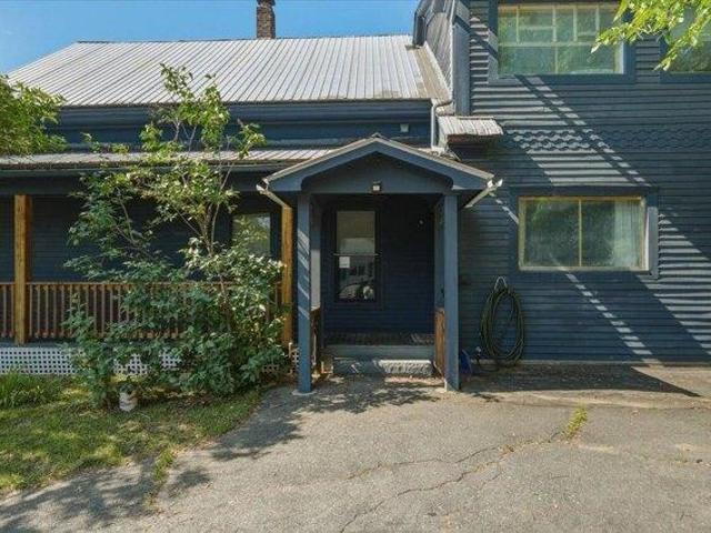 house with 4 bedroom, Lyndon VT ES104441083