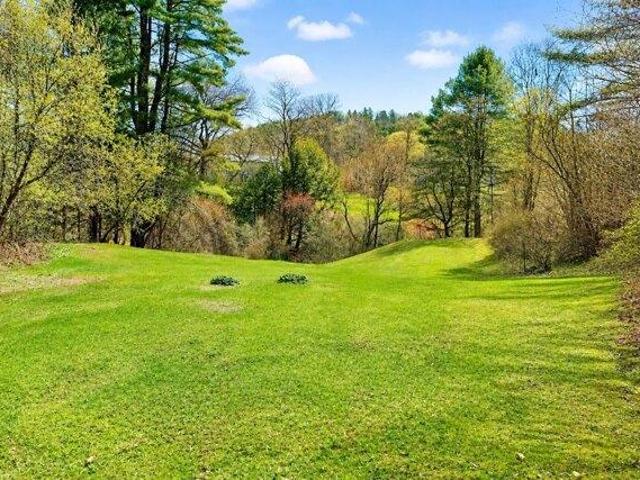 house with 4 bedroom, Lyndon VT ES105172224