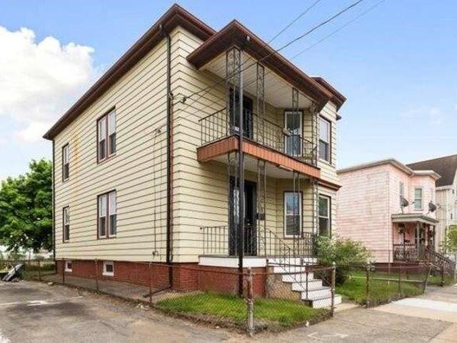house with 4 bedroom, Lynn MA DS103437779