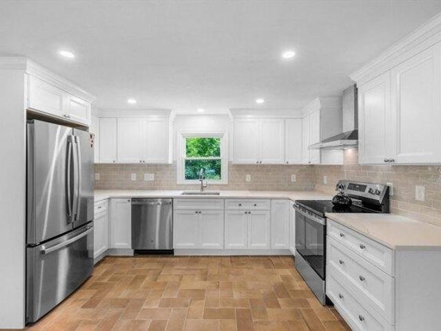 house with 4 bedroom, Lynn MA ES104075822