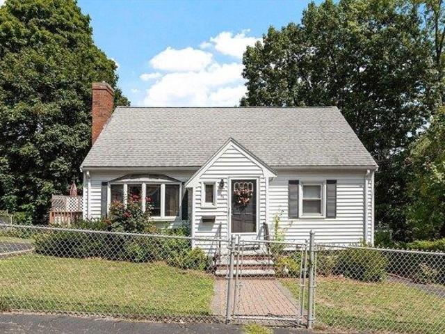 house with 4 bedroom, Lynn MA ES104078412