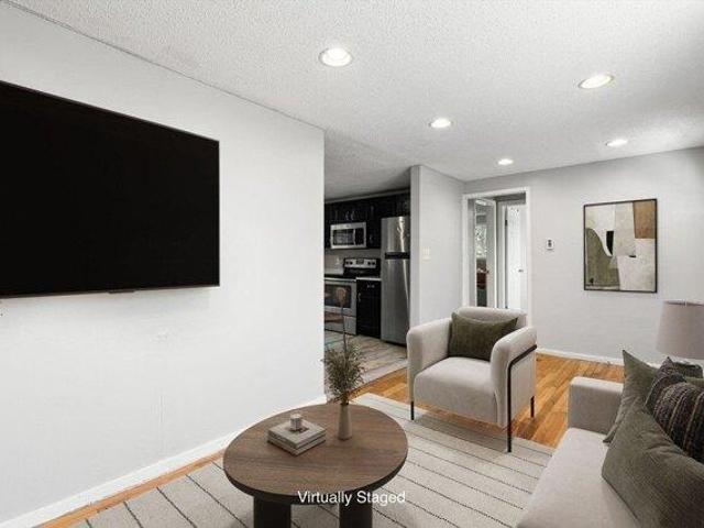 house with 4 bedroom, Lynn MA ES104570041