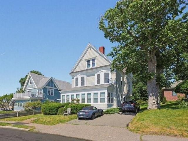 house with 4 bedroom, Lynn MA ES104809354