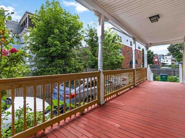 house with 4 bedroom, Lynn MA ES104849143