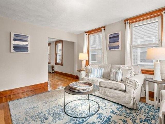 house with 4 bedroom, Lynn MA ES105061562