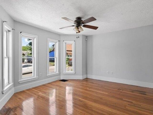 house with 4 bedroom, Lynn MA ES105093885