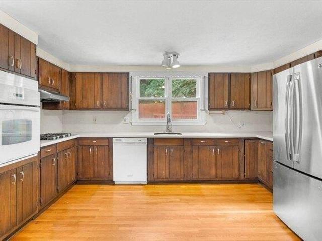 house with 4 bedroom, Lynn MA ES105143001