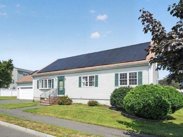 house with 4 bedroom, Lynn MA ES105157432