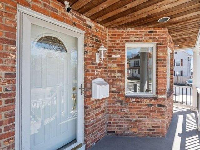 house with 4 bedroom, Lynn MA ES102827592