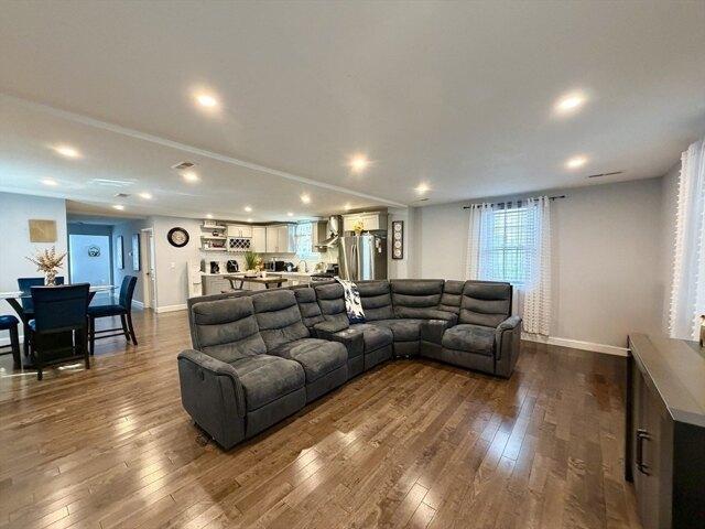 house with 4 bedroom, Lynn MA ES102959970