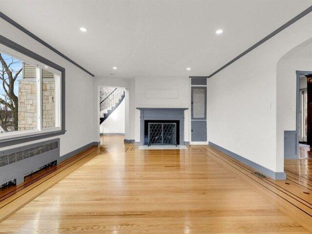 house with 4 bedroom, Lynn MA ES103020152