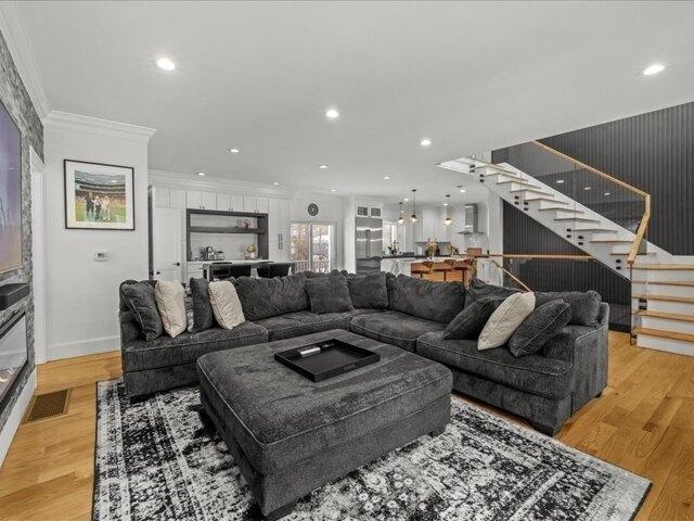 house with 4 bedroom, Lynnfield MA DLS102411711