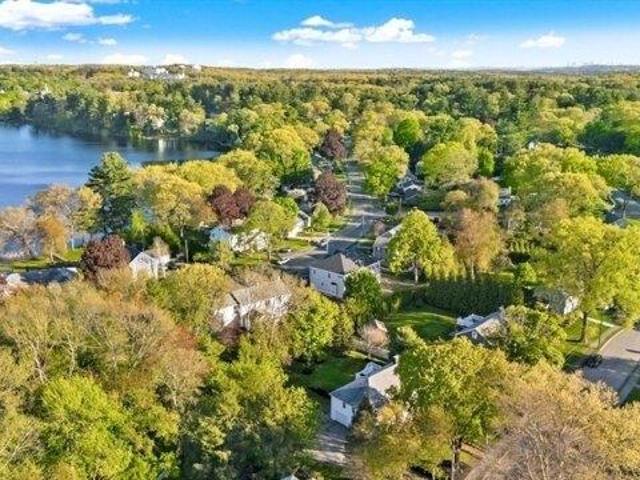 house with 4 bedroom, Lynnfield MA DLS102633580