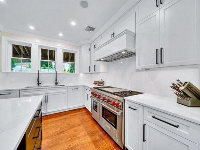 house with 4 bedroom, Lynnfield MA ES103437304