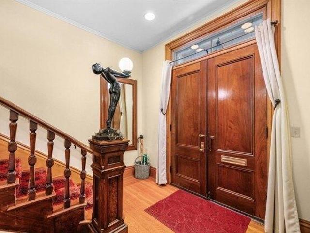 house with 4 bedroom, m MA ES104153378