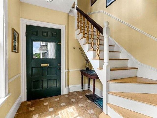 house with 4 bedroom, m MA ES104238207