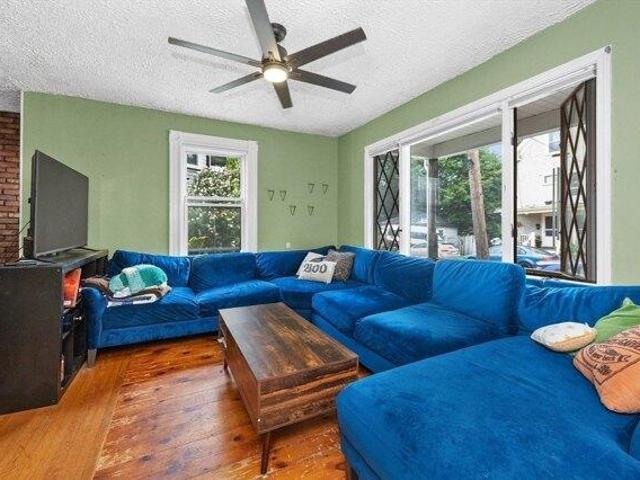 house with 4 bedroom, m MA ES105203812