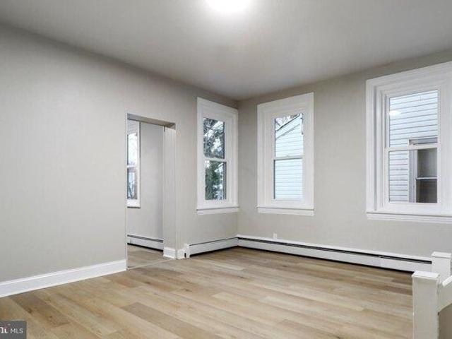 house with 4 bedroom, m NJ DS102280027