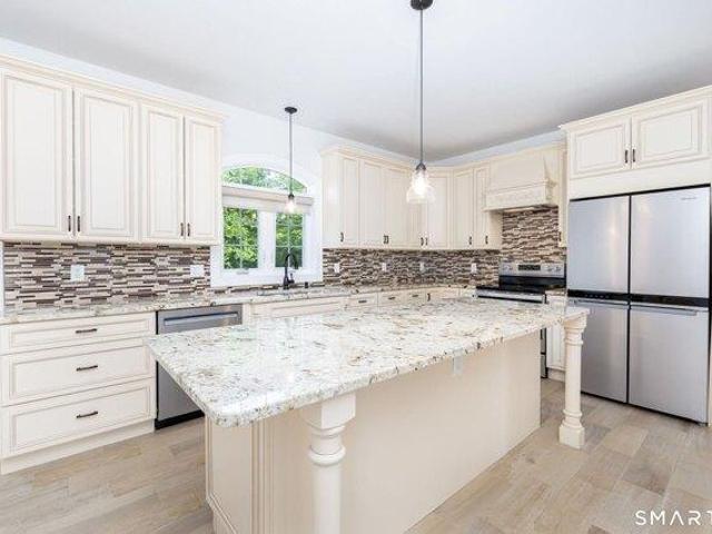 house with 4 bedroom, m CT ES105205849