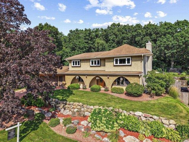 house with 4 bedroom, McFarland WI DLS93477117