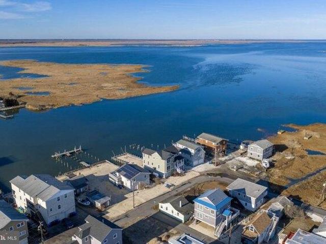 house with 4 bedroom, Manahawkin NJ DLS102528675