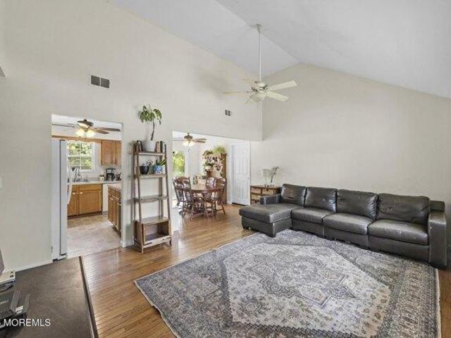 house with 4 bedroom, Manahawkin NJ ES105160651