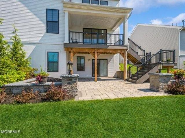house with 4 bedroom, Manalapan NJ DLS102729558