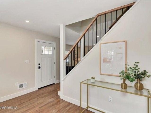 house with 4 bedroom, Manalapan NJ DS102475085