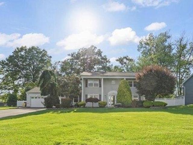 house with 4 bedroom, Manalapan NJ DS102778983