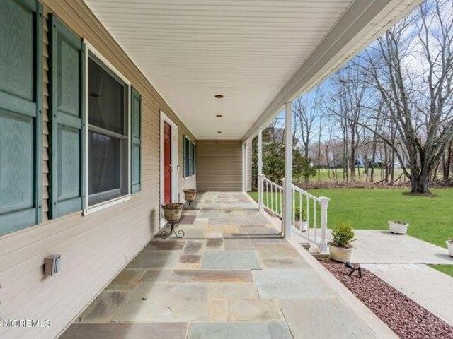 house with 4 bedroom, Manalapan NJ DS102798834