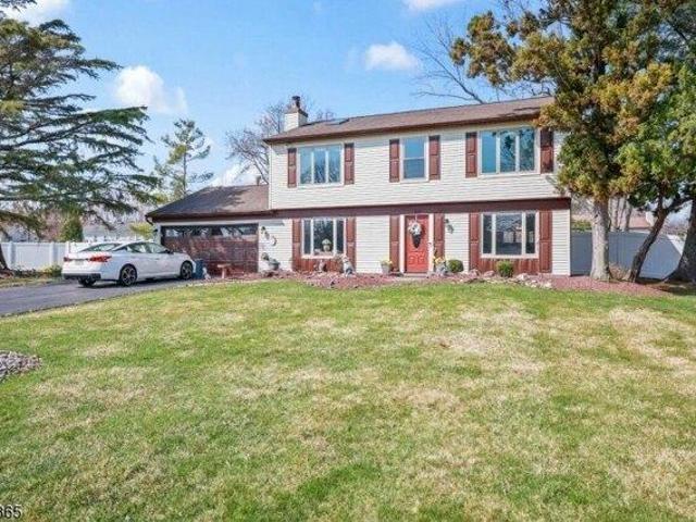 house with 4 bedroom, Manalapan NJ DS102798977