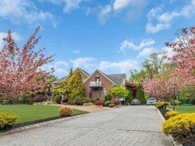 house with 4 bedroom, Manalapan NJ ES104442639