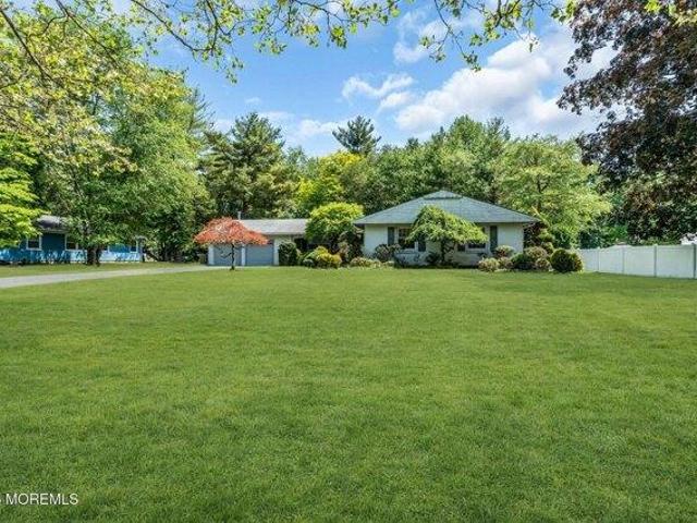 house with 4 bedroom, Manalapan NJ ES104604402