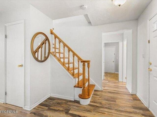 house with 4 bedroom, Manalapan NJ ES104852081