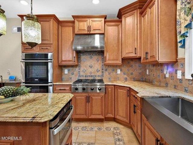 house with 4 bedroom, Manalapan NJ ES105124015