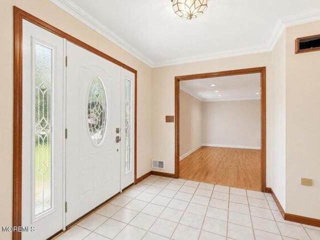 house with 4 bedroom, Manalapan NJ ES105157426