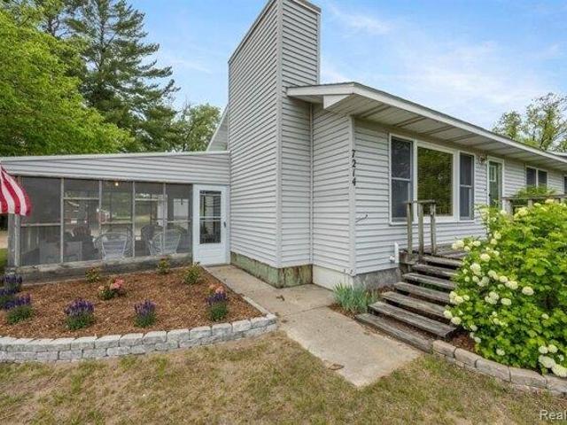 house with 4 bedroom, Mancelona MI DLS92972879
