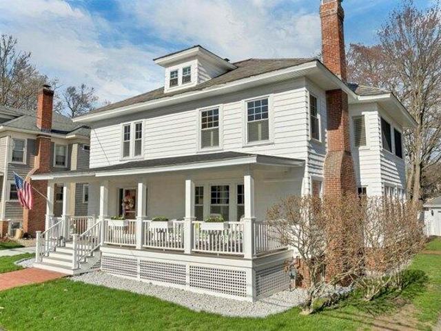 house with 4 bedroom, Manchester NH DLS101749598