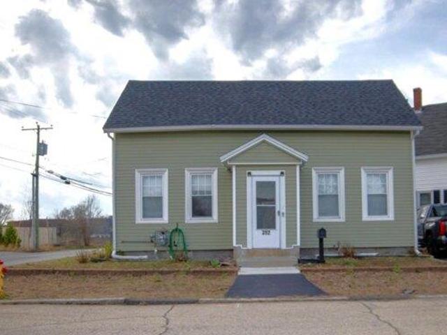 house with 4 bedroom, Manchester NH DLS102061684