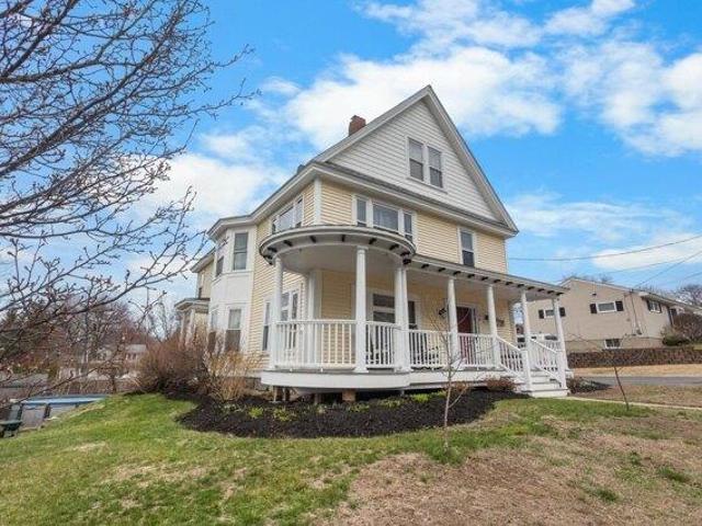 house with 4 bedroom, Manchester NH DLS102283013