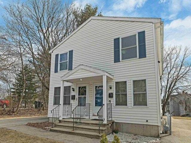 house with 4 bedroom, Manchester NH DLS102410426
