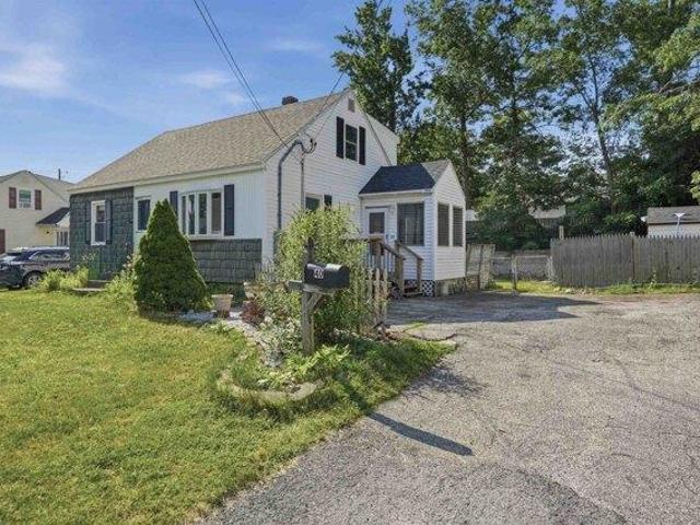 house with 4 bedroom, Manchester NH DS104044013