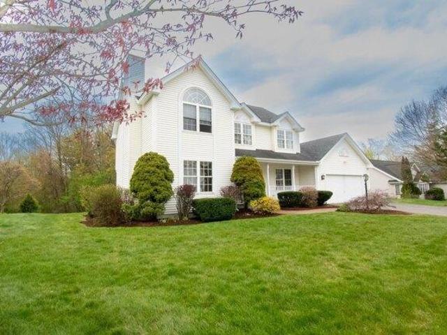 house with 4 bedroom, Manchester NH DS102724158