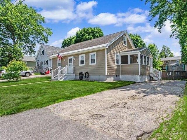 house with 4 bedroom, Manchester NH DS103442807