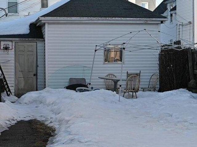 house with 4 bedroom, Manchester NH DS103807206