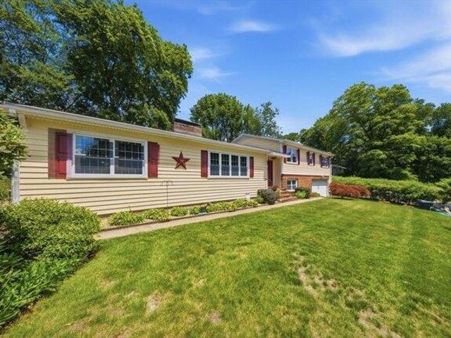 house with 4 bedroom, Manchester NH DS103889686