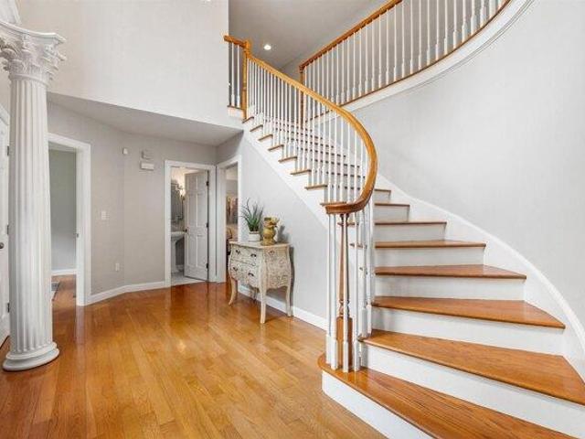 house with 4 bedroom, Manchester NH DS103966422