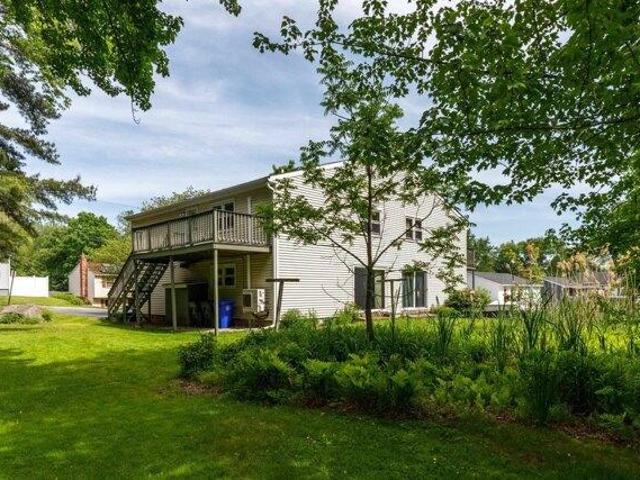 house with 4 bedroom, Manchester NH ES104113709
