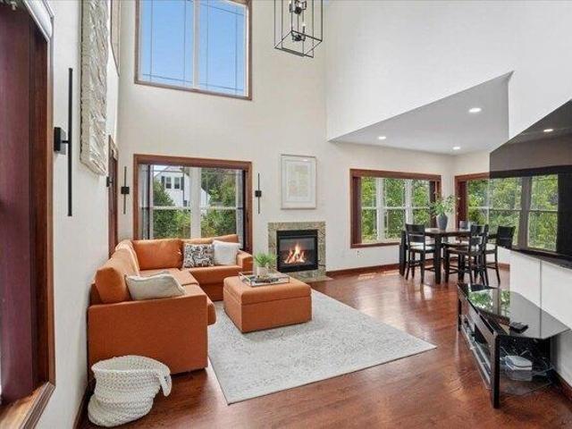 house with 4 bedroom, Manchester NH ES104807322